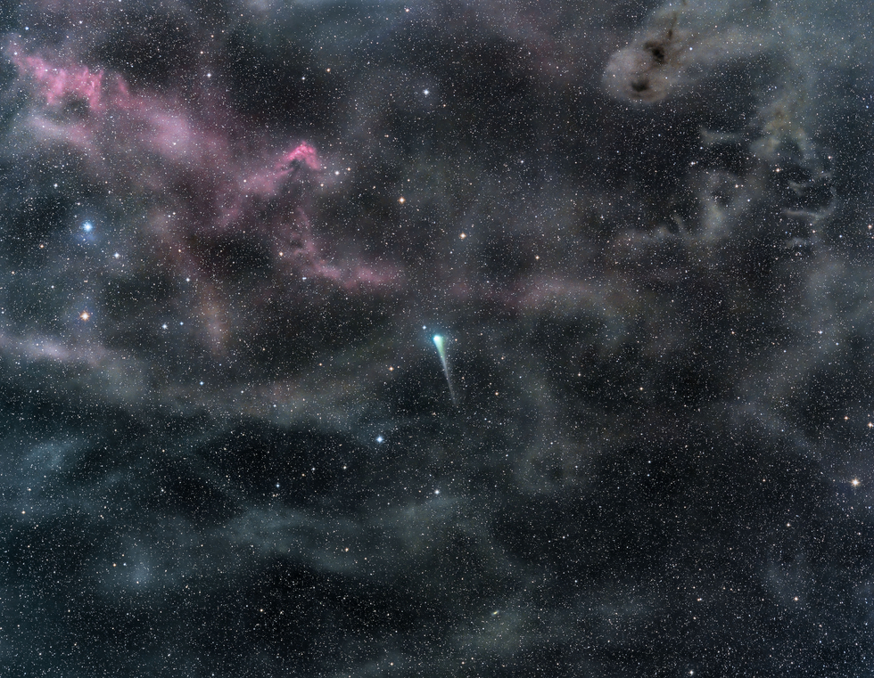 Comet C/2017 K2 in the Clouds | Telescope Live